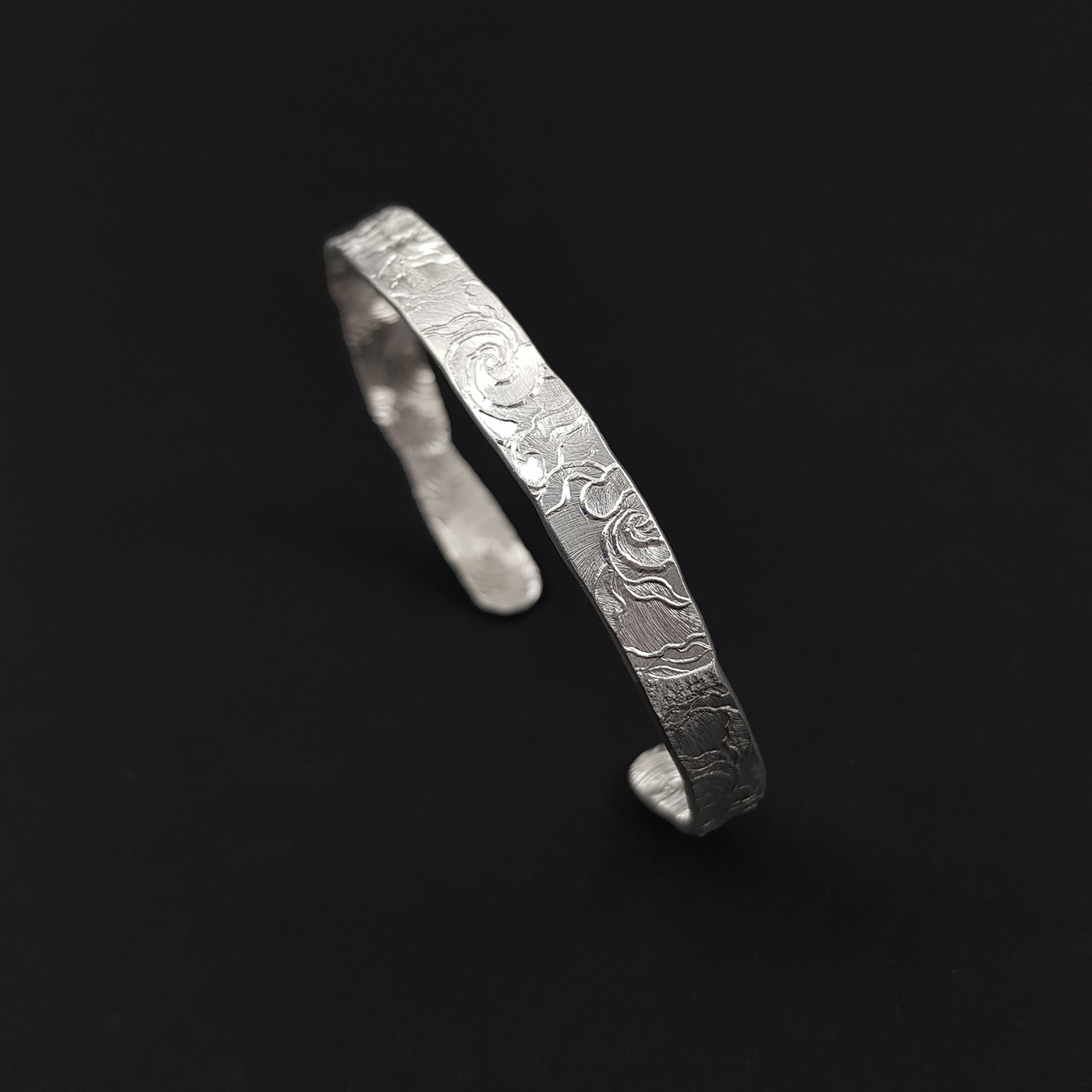 Flowers Slipover Bangle by Malcolm Appleby (Jewellery) | The Scottish ...