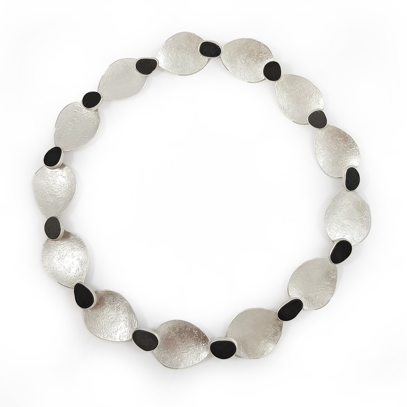 Continuous Necklace by Grace Girvan | The Scottish Gallery