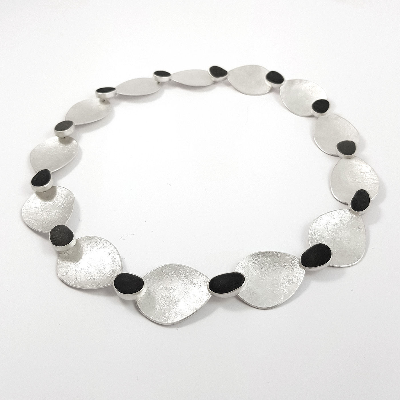 Continuous Necklace by Grace Girvan | The Scottish Gallery