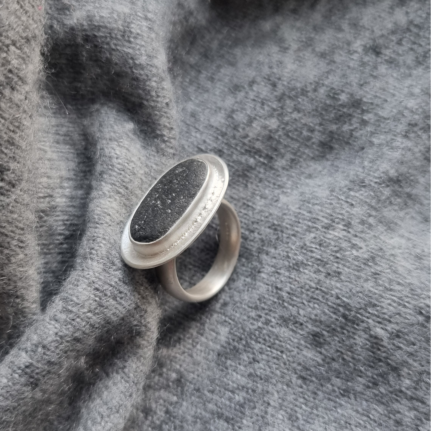 Oblong Pebble Ring by Grace Girvan | The Scottish Gallery