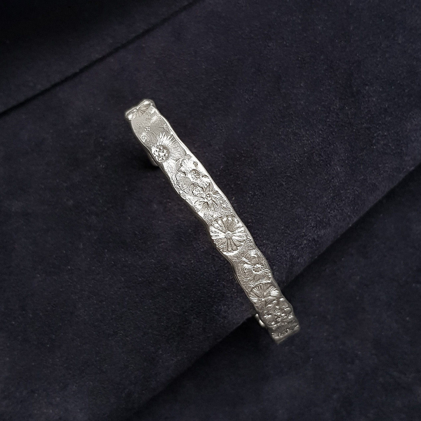 Floral Slipover Bangle II by Malcolm Appleby (Jewellery) | The Scottish ...